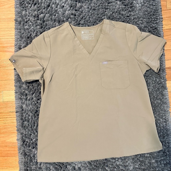 Figs | Tops | Figs Womens Scrub Top Lattetan Xxl | Poshmark